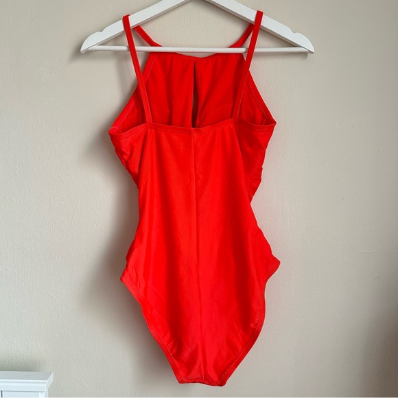 Ellen Tracy | Swim | Nwt Ellen Tracy One Piece Swimsuit Size 8 | Poshmark